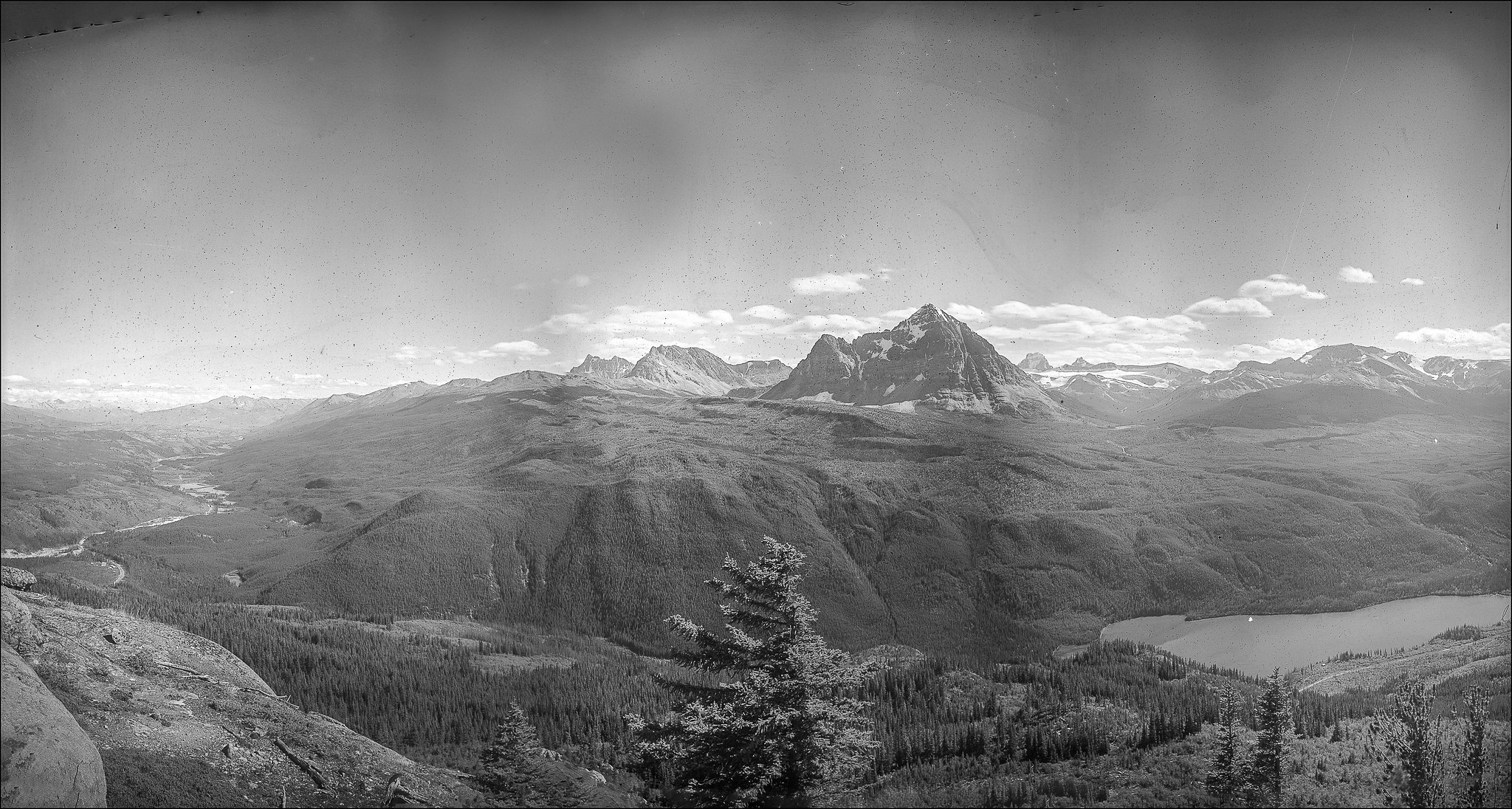 Looking south above the Yellowhead Pass: Arthur Wheeler, 1911 ...